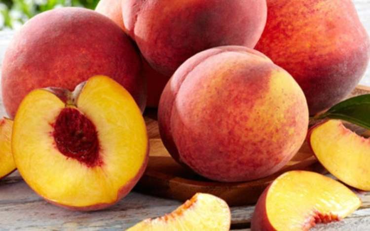 Ροδάκινα ή νεκταρίνια: Ποιες οι διαφορές και ποιο υπερτερεί; - fiftififti